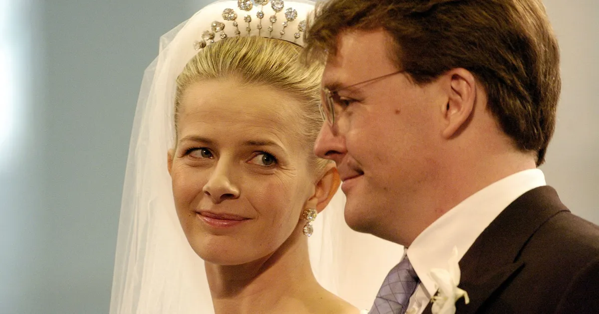 Het bruidsdiadeem van prinses Mabel: het zonnestraaldiadeem - Blauw Bloed