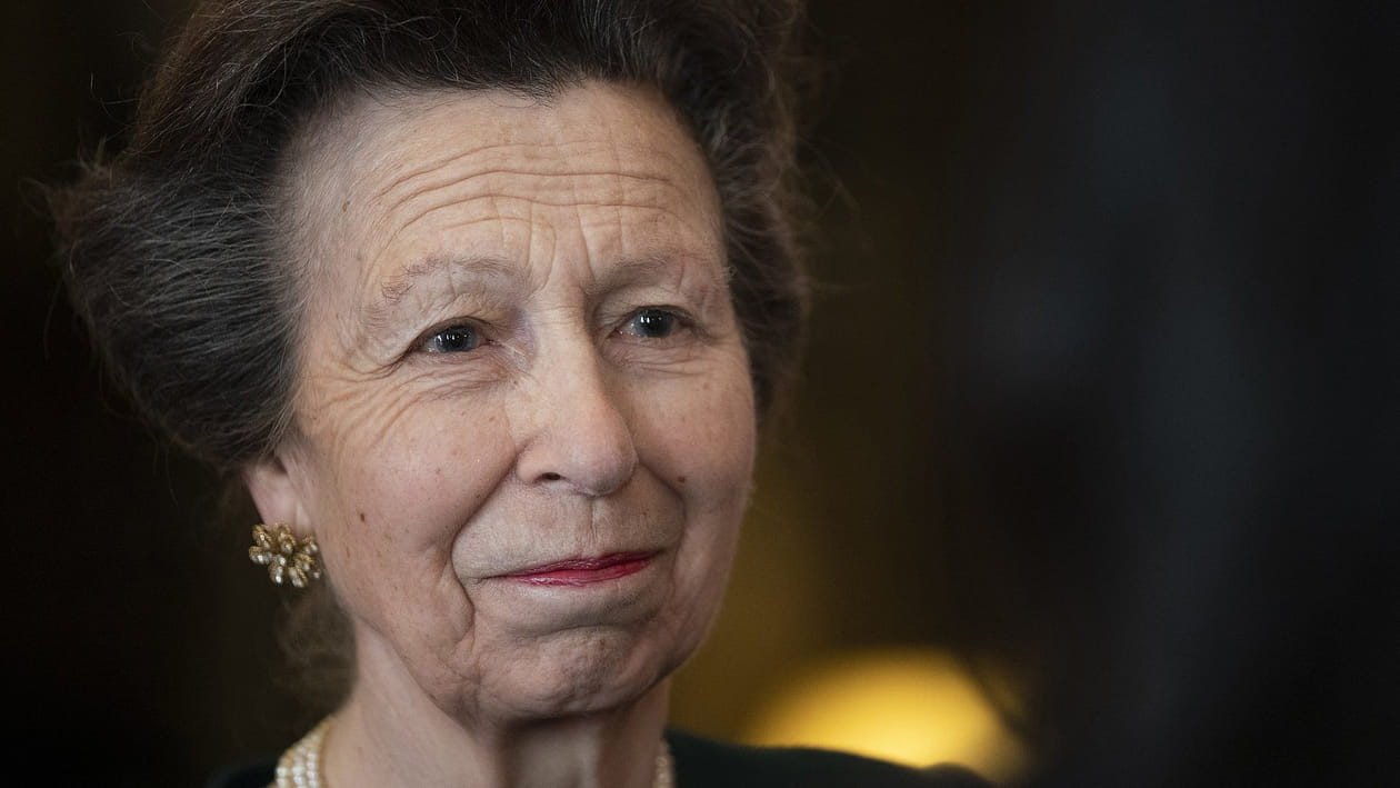 Britse prinses Anne even op en neer naar Rotterdam - Blauw Bloed