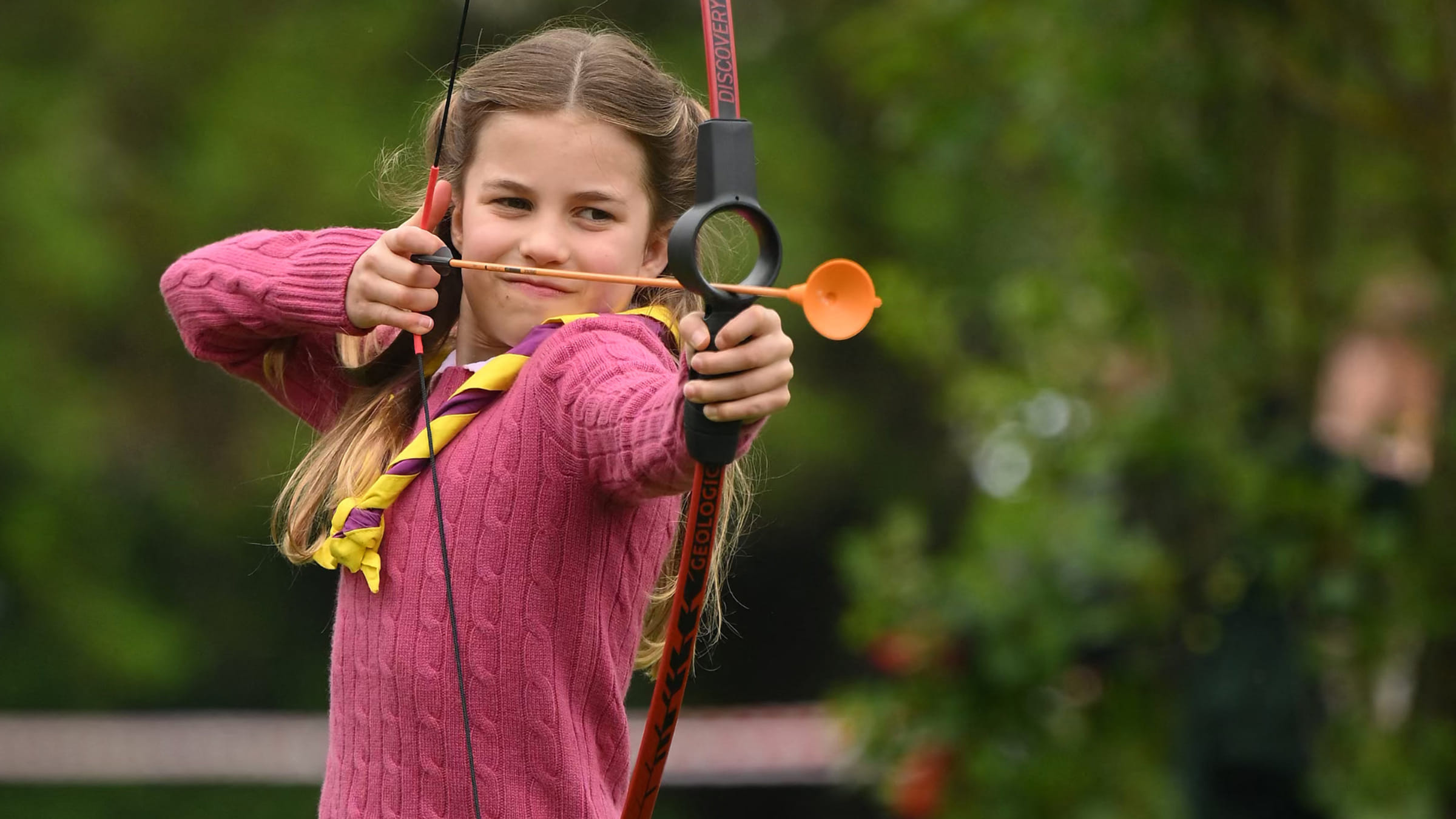 Een nieuwe foto van de jarige prinses Charlotte - Blauw Bloed