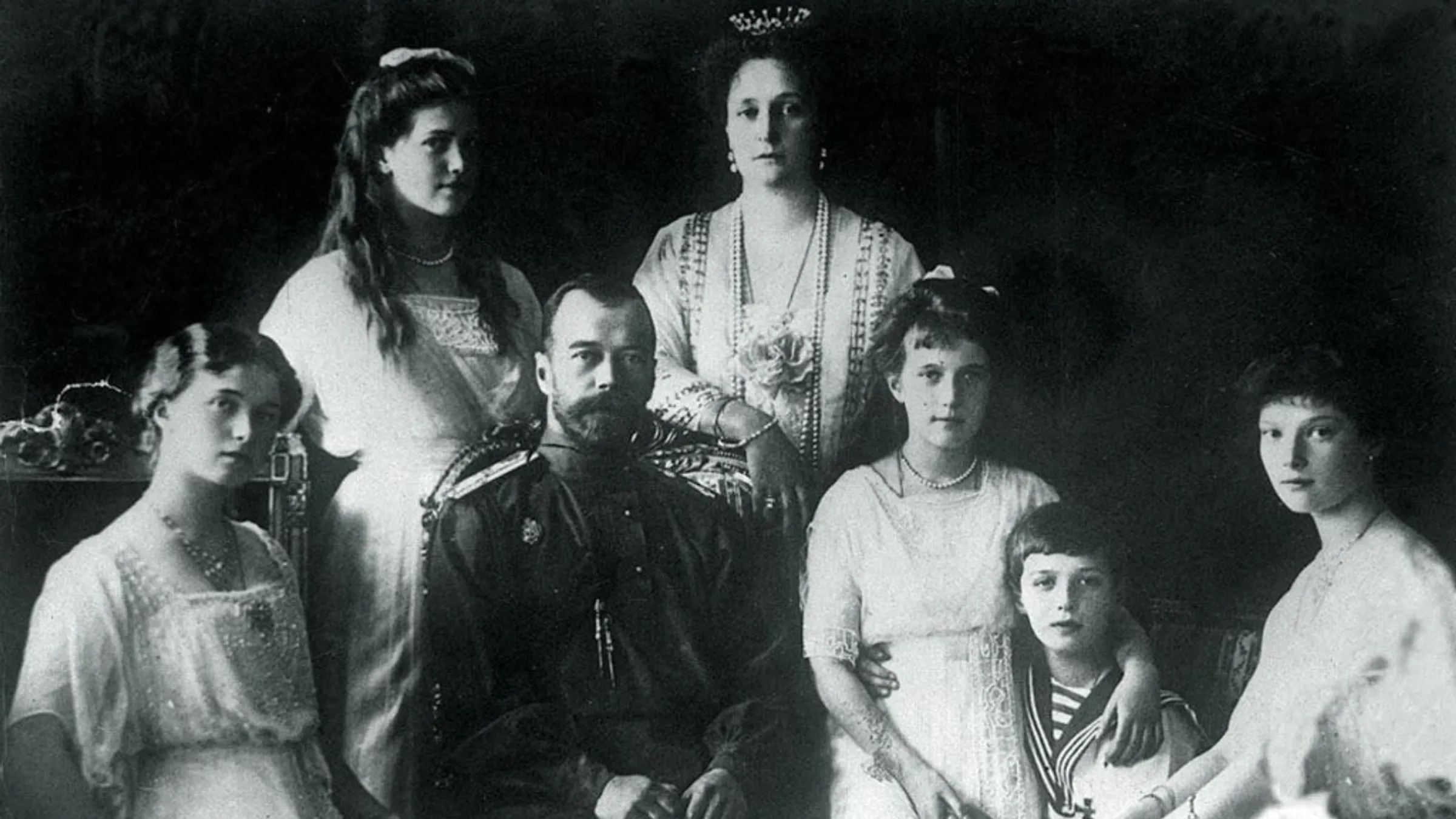 Wist je nog niet: Het aangrijpende verhaal van de Romanovs - Blauw Bloed